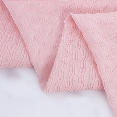 China 100 Polyester Lightweight Wave-Pressed Pleated Chiffon Fabric woven for sale