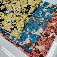 China Leaf Pattern Rayon Poplin Printed Woven Fabrics 142cm Width Anti Bacteria for sale