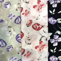 China Breathable 100 Polyester Chiffon Fabric 100gsm Woven Floral Fabric For Garment for sale