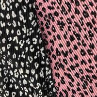 China Medium Weight 150cm Polyester Pleated Crepe Fabric Leopard Printed Fabric for sale