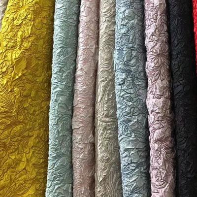 China Flower Geometric Pattern 145cm Polyester Jacquard Fabric 200gsm Skin Friendly for sale