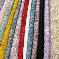 China Flower Geometric Pattern 145cm Polyester Jacquard Fabric 200gsm Skin Friendly for sale