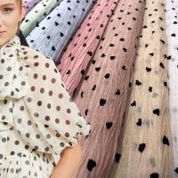 China Shimmer Silver Gauze Chiffon Crepe Fabric Crinkle Taffeta Fabric 120-130GSM for sale