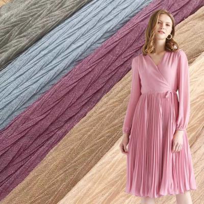 China Lightweight 100-200gsm Crepe Suit Fabric Crinkle Woven Fabric Breathable for sale