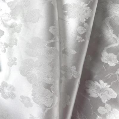 China Natural 100% Mulberry Embroidered Silk Chiffon Fabrics 80-150gsm Handmade for sale