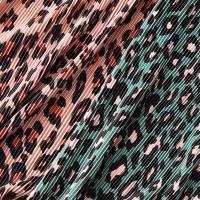 China Leopard Pleated Printed Woven Fabrics 150cm for sale
