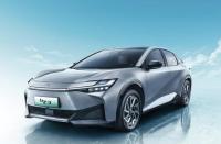 China Long Endurance Medium Electric EV Car TOYOTA Bz3 EV 4 Door 5 Seater Sedan for sale