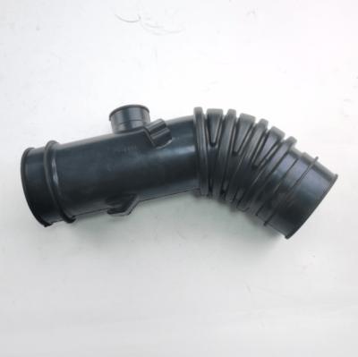 China Toyota Corolla Turbo Intake Pipe 17881-15180 17881-15200 - OEM Standard Metal & Rubber Construction for sale