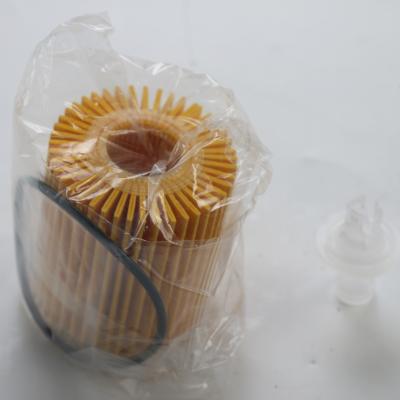 China Toyota REIZ Crown Oil Filter 04152-YZZA5/YZZA3/38010/31080 - OEM Standard Size Metal Construction for sale