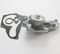 China Toyota Avensis 1997-2000 Water Pump 16110-79045/16110-79025 - OEM Standard Metal & Rubber Construction for sale