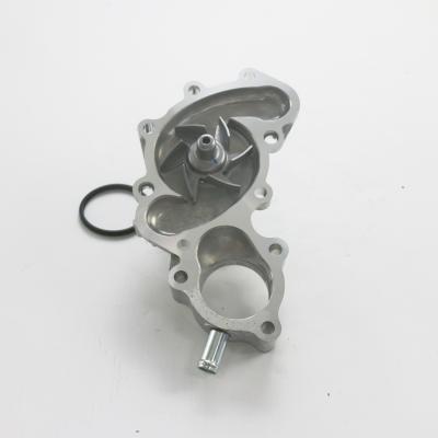 China Toyota Land Cruiser 2000-2002 Water Pump 16100-69545/16100-69395 - OEM Standard Metal & Rubber Construction for sale