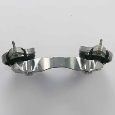 China Engine Mount Bracket 2132400300 for Mercedes-Benz W205 S205 C205 Rubber Steel for sale