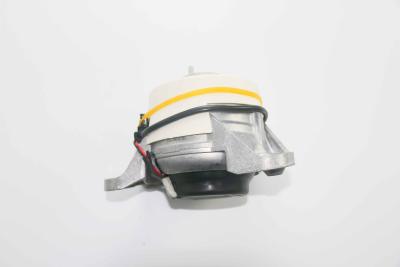 China Engine Mount Assembly 253 240 0700 for Mercedes-Benz GLC Rubber Steel for sale
