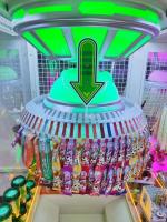 China Custom Coin Operated Game Machine Clamp Gift Clip Prize Claw Machine For Kids for sale