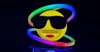 China Emoji Frenzy Ticket Redemption Arcade Video Game Machine, 4 Players Emoji Lottery Game With Ball Prize for sale