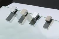 China Anti Abrasion Metal Cabinet Shelf Support Clips 25KG Load Electroplated Rustproof for sale