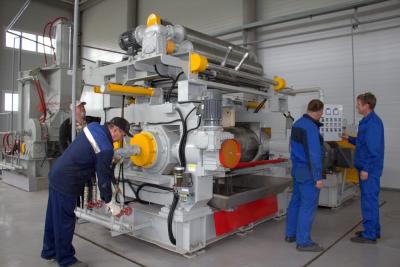 China XK-560 Automatic Rubber Open Mixing Mill 90kW Two Roll Mill for Rubber Compounding 560x1530mm for sale