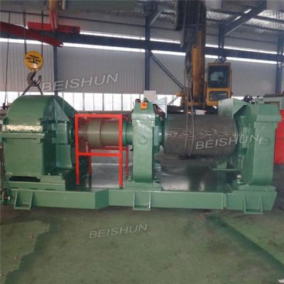 China XKP-560 Waste Tire Recycling Machine 1000kg/h Capacity with 560mm Roller for Rubber Powder Production for sale