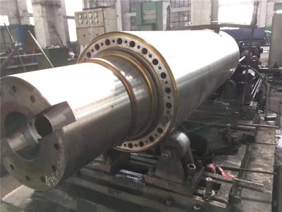 China Ductile Iron Rubber Machine Parts Forged Steel Shaft High Speed Steel Roller 2000mm Diameter 80t Capacity for sale