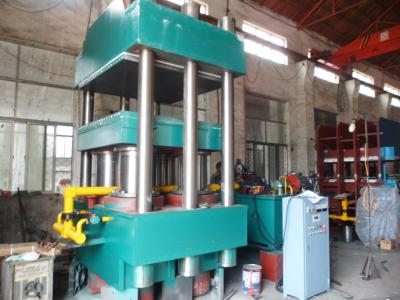 China Electric Heating Rubber Vulcanizing Press Machine 0-25MPa 0-300℃ CE for sale