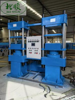 China Flat Rubber Vulcanizing Press Machine Electric Heating or Steam Heating 0.63-2.00MN for sale