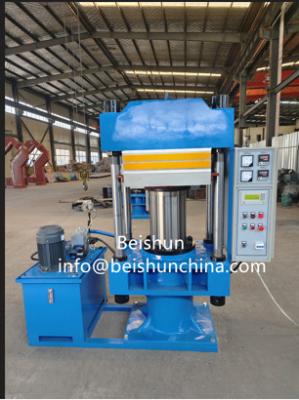 China Four Column Flat Rubber Molding Press 500x500mm 80 Tons Hot Plate Small Size for sale