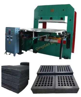 China Rubber Shockproof Plate / Rubber Screen Vulcanizing Molding Machine With Push Pull Mold By Electric Heating for sale