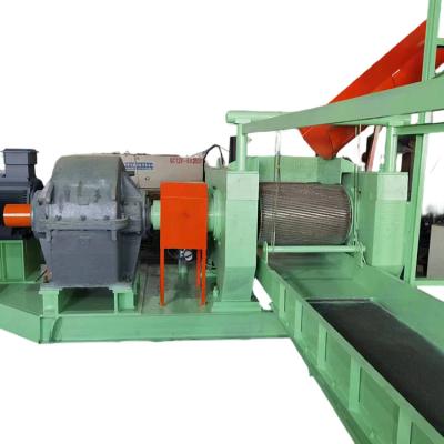 China Double Roller Tire Block Crusher 1500kg/h 66kw for Efficient Tire Recycling for sale