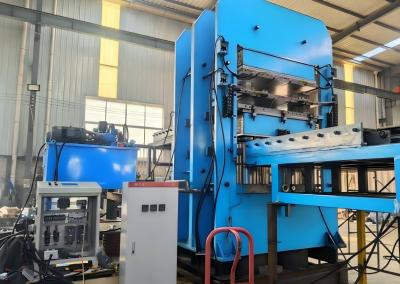 China Rubber Vulcanizing Press Machine with Uniform Pressure, Precise Temperature Control and PLC Control for Rubber Manufacturing for sale
