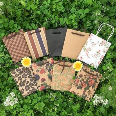 China Personalised Eco Friendly Present Paper Bag Cardboard Gift Packaging for sale
