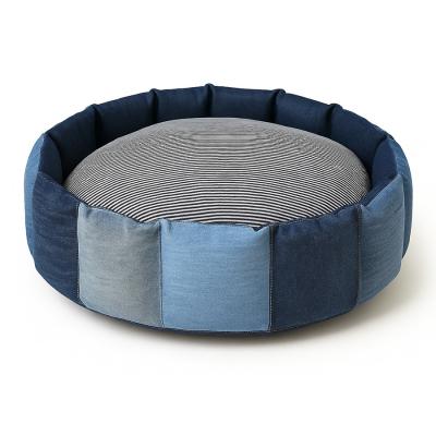 China Denim Patchwork Round Pet Bed Soft Washable Round Pet Bed Modern Style for sale