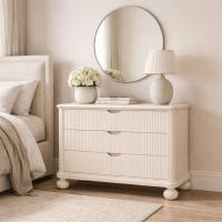 China Lunara Solid Wood 3-Drawer Chest of Drawers with Fluted Design for Modern Living Spaces for sale