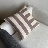 China Modern 55% Linen 45% Viscose Pillow Cover with Patchwork Stripe Design and Neutral Beige Geometric Cushion Case for sale
