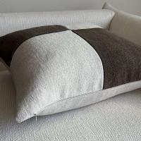 China Modern 100% Linen Throw Pillow with Feather Insert in Neutral Brown Beige for Living Room for sale