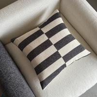 China Reversible Black White Striped Throw Pillow with 55% Linen 45% Viscose Cover and 100% Feather Filling for sale