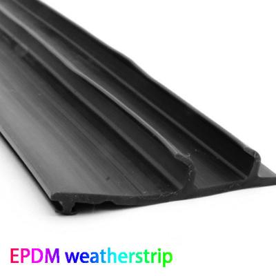 China Thermoplastic Ethylene Propylene EPDM Rubber Profile Door Seal Profiles for sale