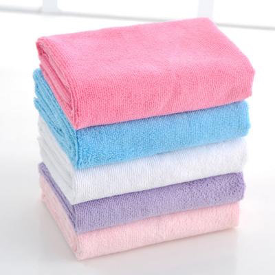 China Customizable Microfiber Cleaning Cloths 30x30cm to 40x40cm 150-380gsm with ISO BSCI Certifications for sale