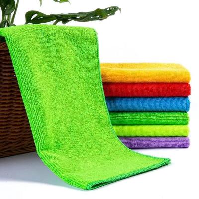 China Edgeless Microfiber Cleaning Cloth 30x30cm to 40x40cm | 150-380gsm Custom Weight | ISO & GRS Certified for sale