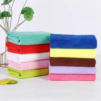 China Custom Microfiber Cleaning Cloths 30x30cm to 40x40cm Size 150-380gsm Weight Options for sale