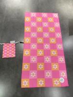 China Waffle Style Beach Towel Beach Bag Customizable Microfiber Material for sale