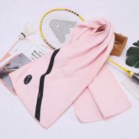 China Custom Microfiber Waffle Golf Towels with Zip Pocket - 60x40cm to 80x40cm Sizes, 300-500 GSM for sale