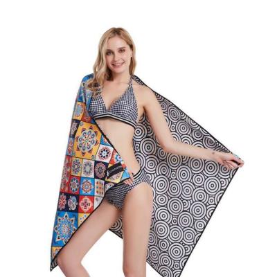 China Customizable Microfiber Waffle Weave Cloths 140x70cm 300-500gsm Double-Sided Printing for sale
