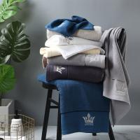 China Custom Logo 100% Cotton Hotel Bath Towels 400-800gsm in Multiple Sizes 32x32cm to 80x160cm for sale