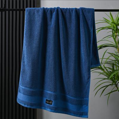China Custom Logo White Cotton Bath Towels 160x80cm 355-820gsm with High Absorbency and Softness for sale