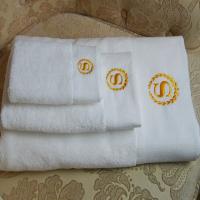 China Luxury 100% Cotton Hotel Bath Towels 335-720 GSM Custom Sizes 30x60