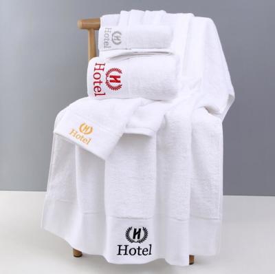 China Custom Embroidered Bath Towels 100% Cotton 90x180cm to 150x80cm Size Options 325-725gsm Custom Weight for sale