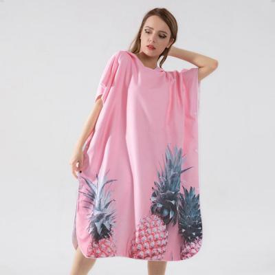 China Custom Printed Microfiber Adult Hooded Towel 85x90cm to 95x110cm 160-340gsm Quick Dry Fabric for sale