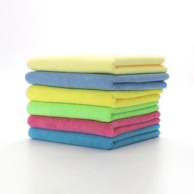 China 40x40cm Microfiber Duster Cloth with 140-380gsm Weight for High Water Absorbency and Lint-Free Cleaning for sale