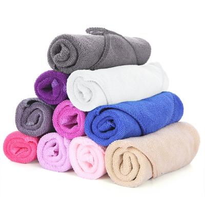 China Heavy Duty Microfiber Cleaning Cloth 30x30cm 140gsm Scratch Free Chemical Resistant Towel for sale