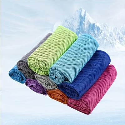 China 160gsm Ultra-Absorbent Antibacterial Microfiber Swimming Towel Quick-Dry 40x80cm for sale
